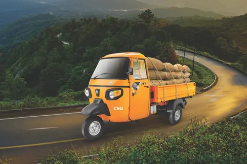 Piaggio Ape Xtra HT CNG Price, Specifications and Offers